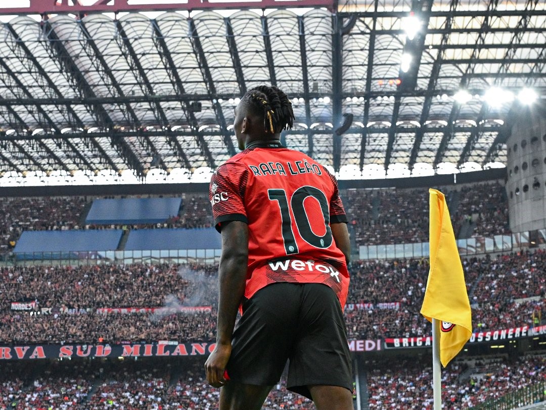 Serie A, Milan-Lazio 2-0: doppio assist di Leão e secondo gol consecutivo di Okafor - DCM