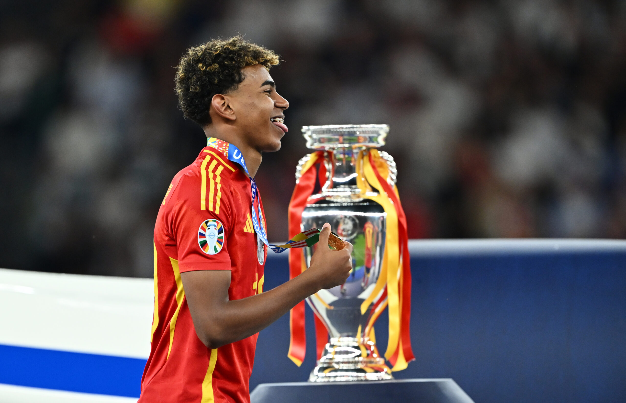 Lamine Yamal sarà il nuovo numero 10 della Spagna - DCM